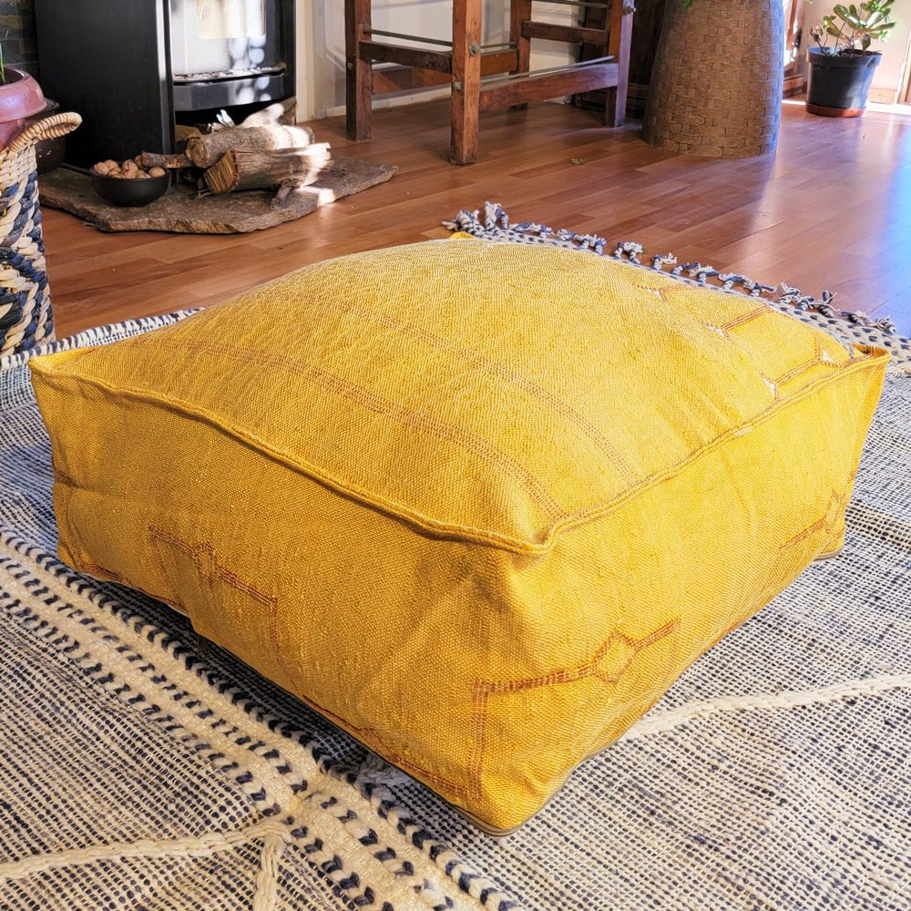 Puff sabra color amarillo 1 - 60x60x20 cm - Made in Marruecos